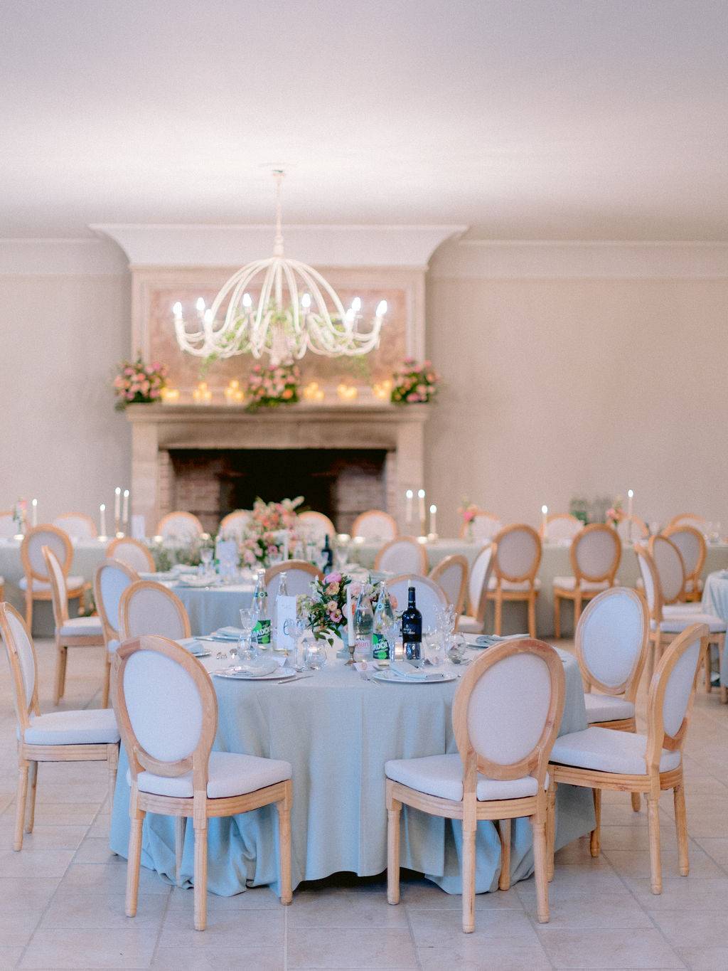 1 splendide mariage chic et glamour au coeur de la Provence